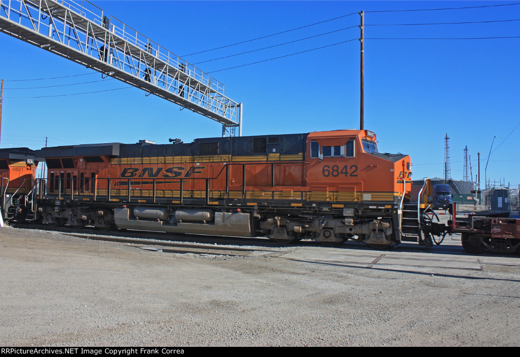 BNSF 6842
